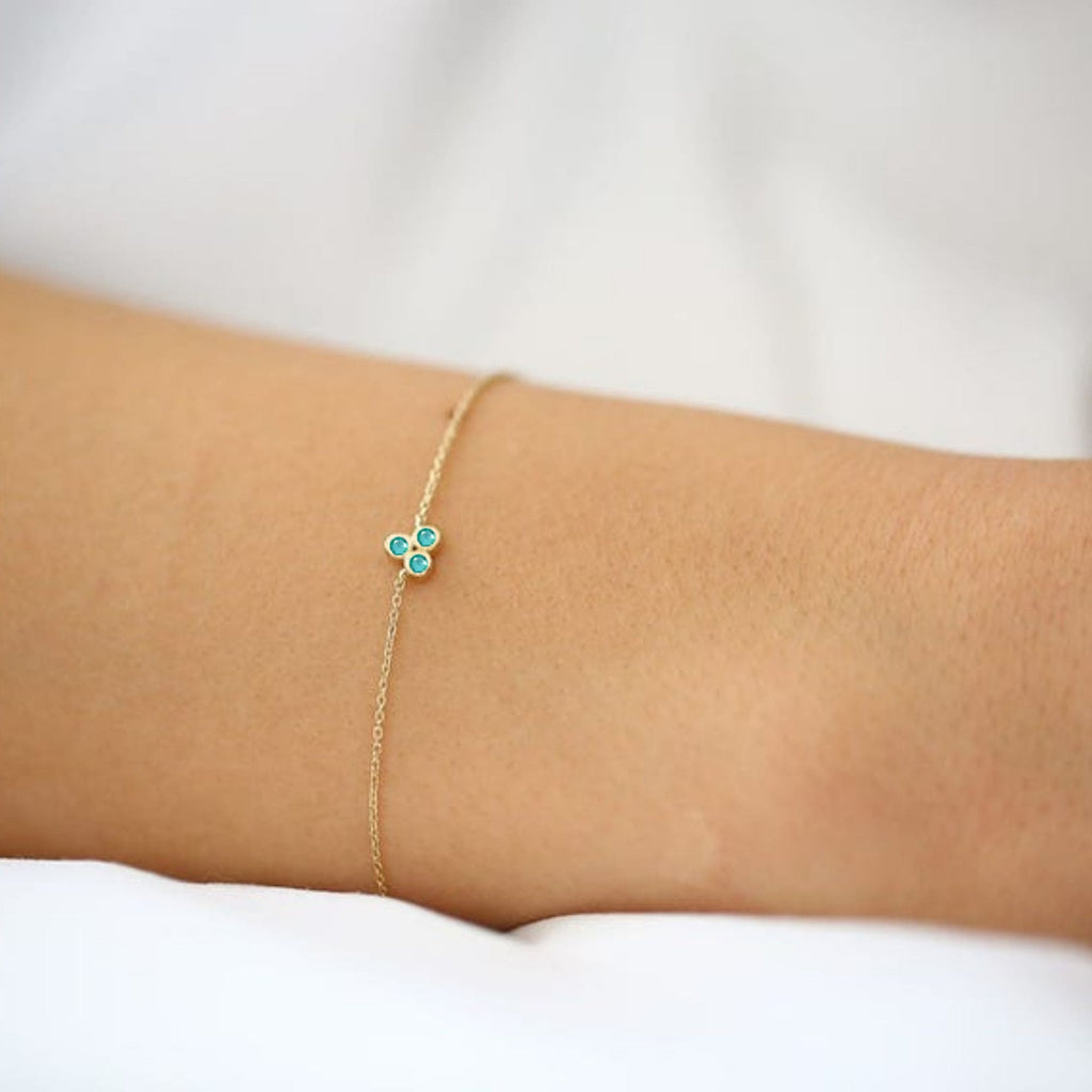 Auriga solitaire bracelet by Lily Flo | Dainty gemstone bracelet ...